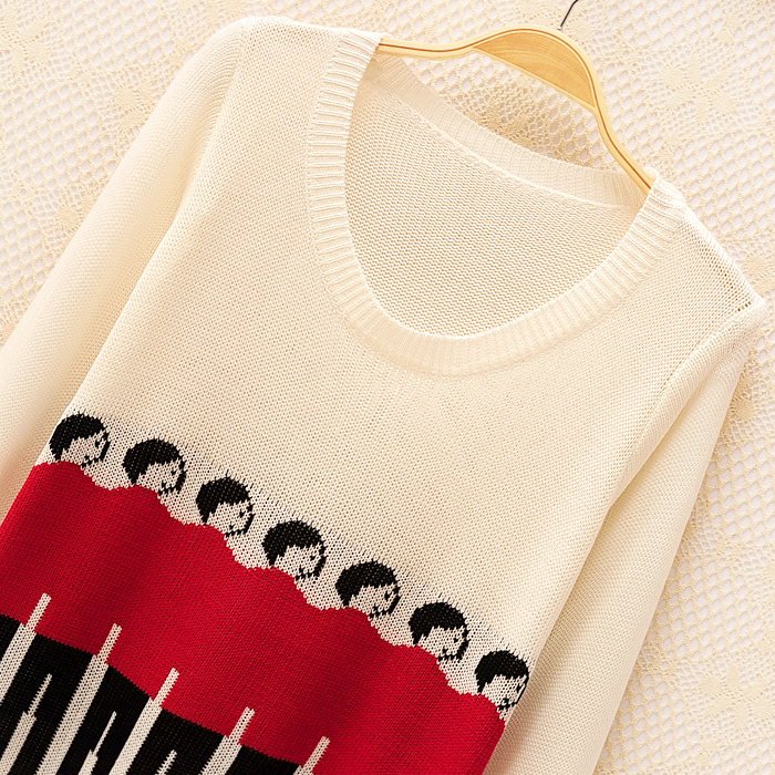 Cartoon Pattern Knitwear on Luulla